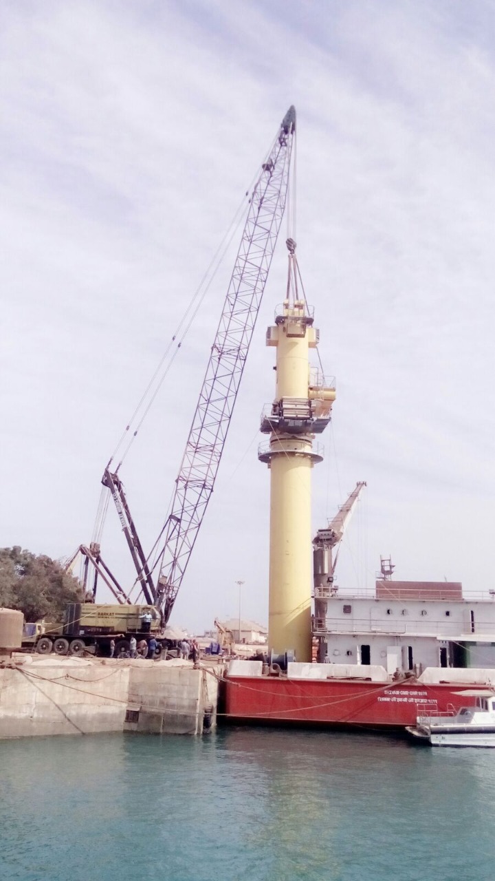 Equipment :: Lattice Boom Cranes