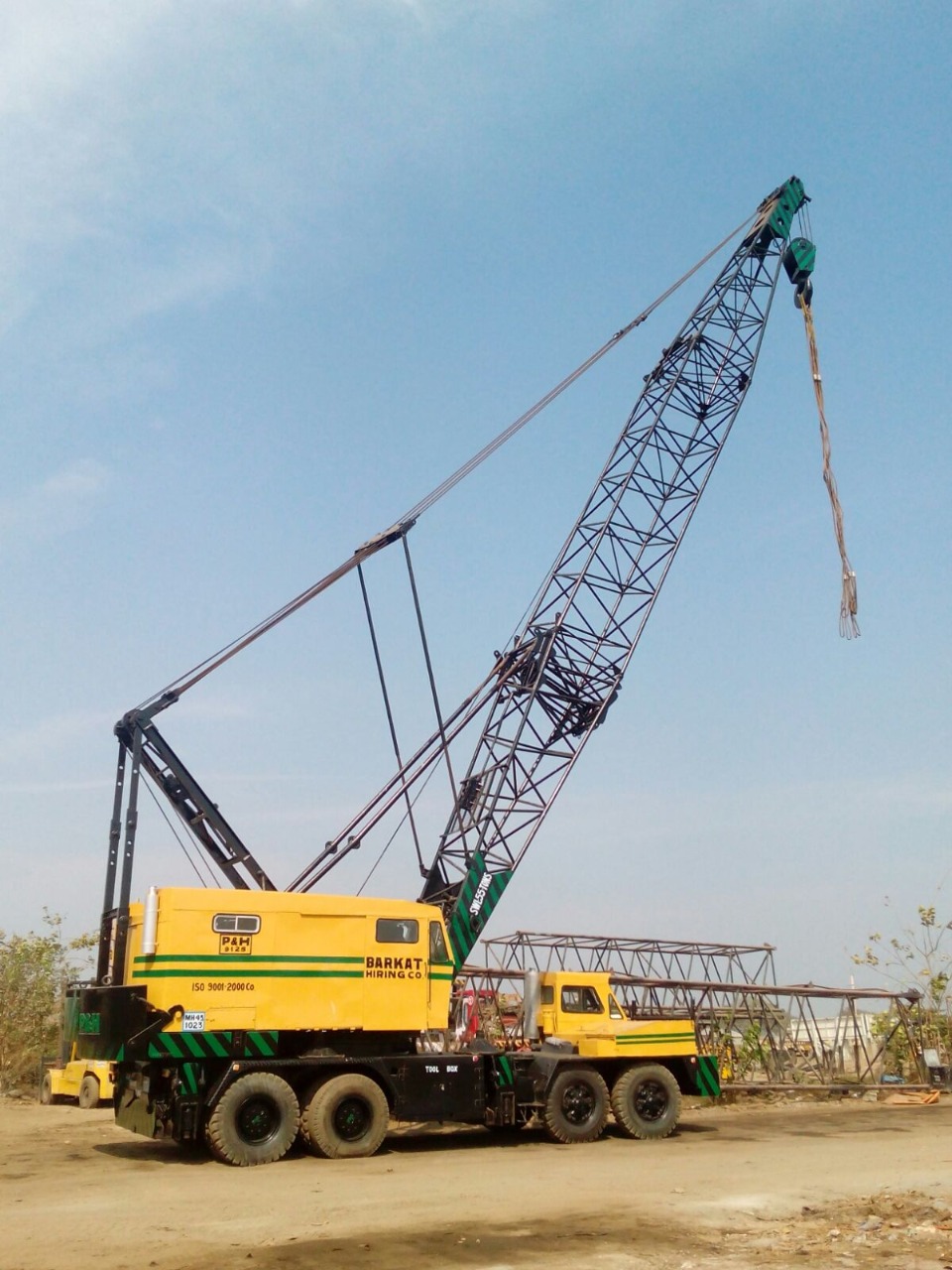 Equipment :: Lattice Boom Cranes